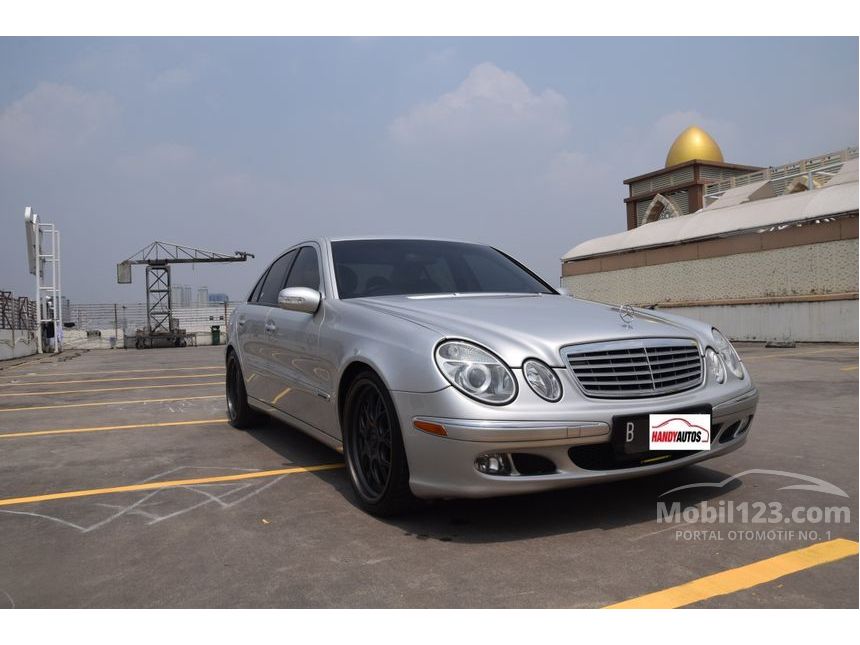 Jual Mobil Mercedes-Benz E260 2005 E260 2.6 di Jawa Barat Automatic Sedan Abu-abu Rp 134.000.000 ...