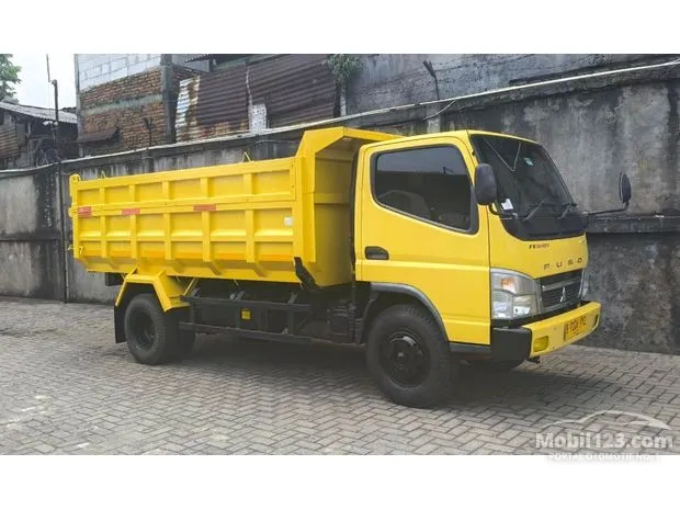Jual Mitsubishi Fuso Canter Truck Bekas di Indonesia Harga Murah ...