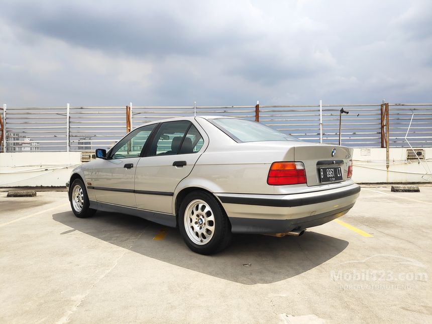 Jual Mobil BMW 320i 1995 E36 2.0 Automatic 2.0 di DKI Jakarta Automatic Sedan Silver Rp 65.000. ...