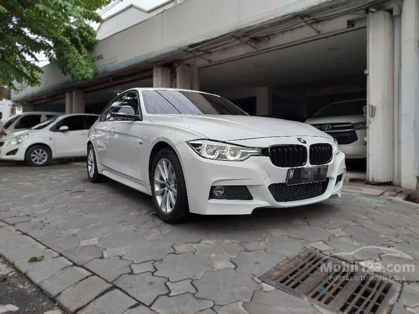 Jual Mobil BMW 320i 2017 M Sport 2.0 di Jawa Timur Automatic Sedan Putih Rp 575.000.000 ...