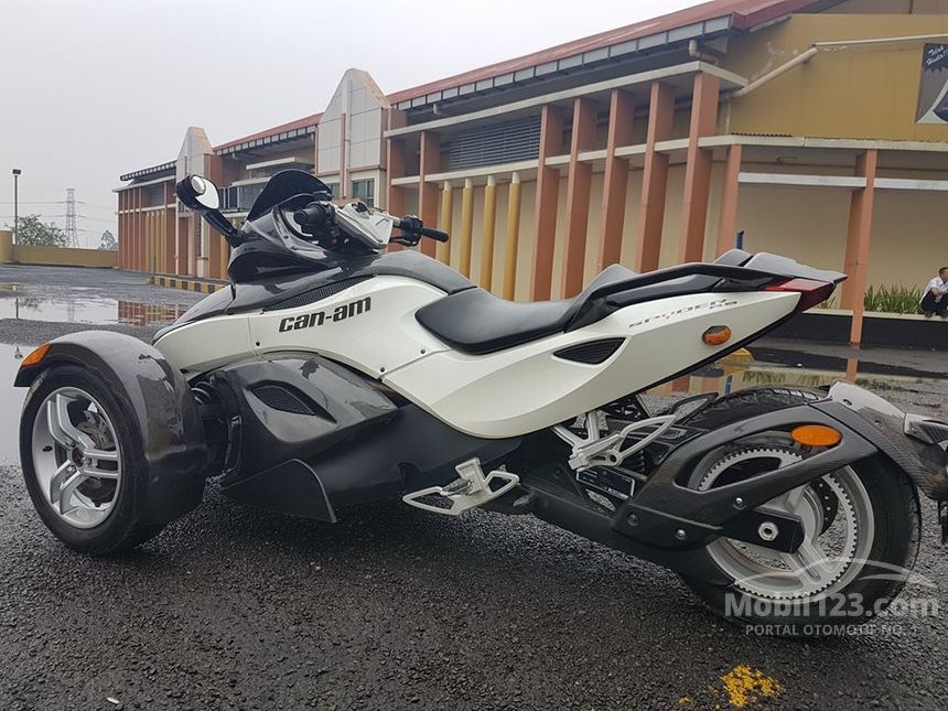 Jual Motor Can Am Spyder 2013 1.0 Automatic 1.0 di DKI Jakarta ...