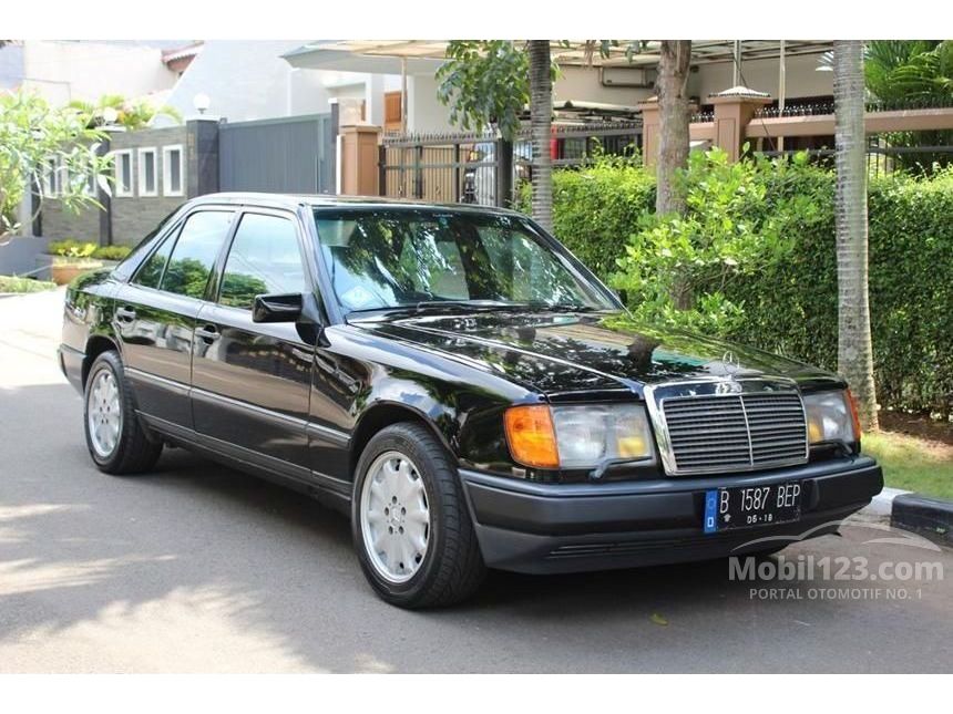 Jual Mobil Mercedes-Benz 300E 1989 3.0 di DKI Jakarta Automatic Sedan ...