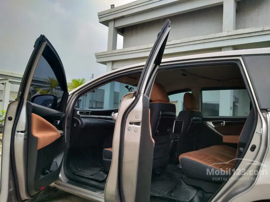 Jual Mobil Toyota Kijang Innova 2018 V 2.0 di Banten Automatic MPV ...
