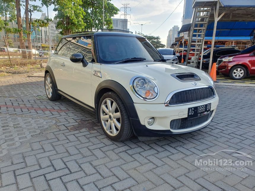 Jual Mobil MINI Cooper 2009 R56 1.6 di Jawa Timur Automatic Hatchback ...