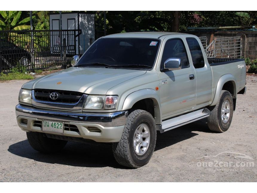 2002 Toyota Hilux Tiger 2.5 EXTRACAB E Prerunner Pickup for sale on One2car
