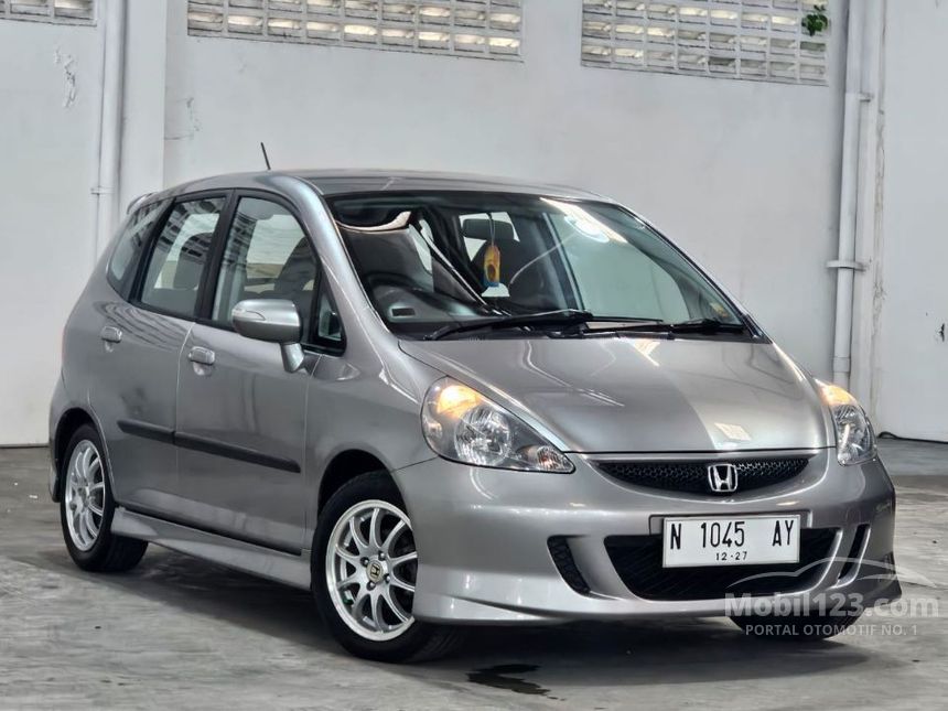 Jual Mobil Honda Jazz 2007 VTEC 1.5 di Jawa Tengah Manual Hatchback Silver Rp 109.000.000 ...