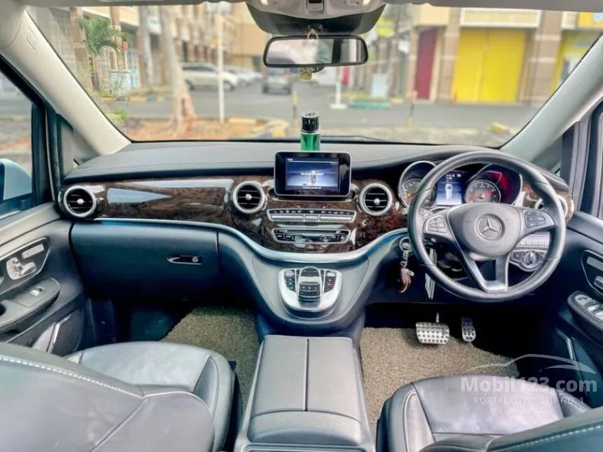 Jual Mobil Mercedes-Benz Vito 2019 Lombardi 2.0 di Jawa Barat Automatic ...