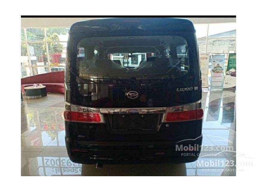 Jual Mobil Daihatsu Luxio 2020 X 1.5 di Jawa Barat Manual MPV Hitam Rp ...