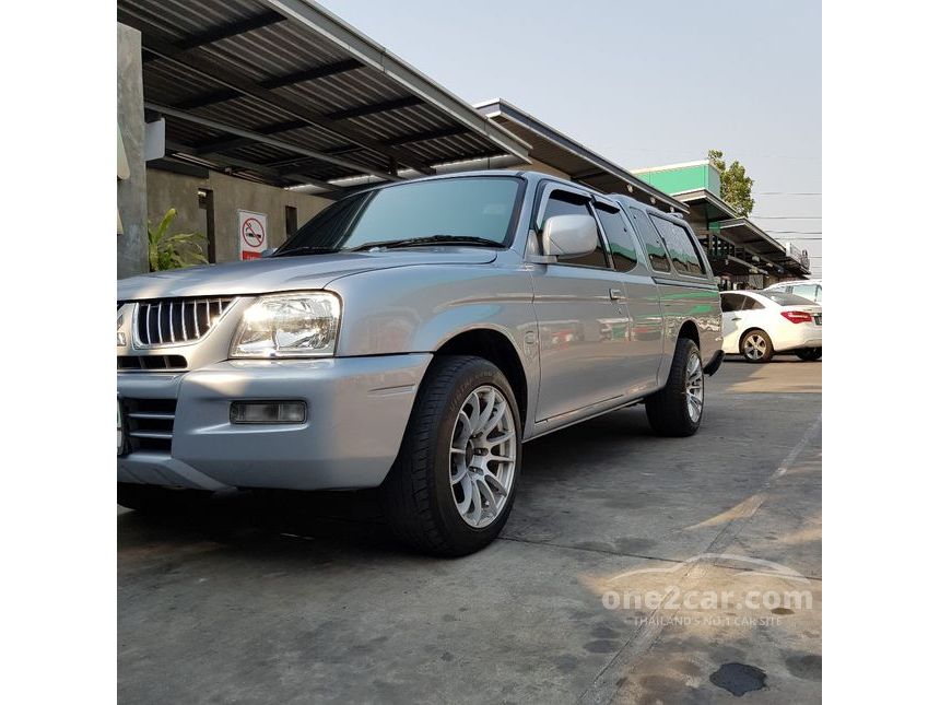 Mitsubishi Strada 2005 MEGA CAB GLX 2.8 เกียร์ธรรมดา สีเงิน | One2car ...