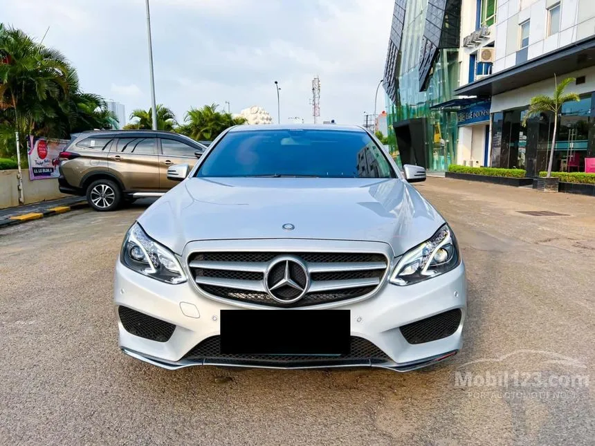 Jual Mobil Mercedes-Benz E200 2014 Classic 2.0 di DKI Jakarta Automatic Sedan Abu-abu Rp 374.000 ...