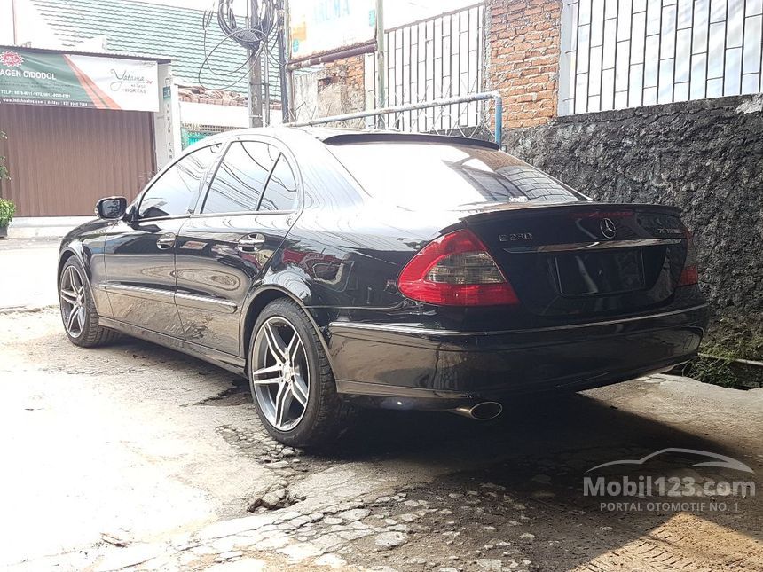 Jual Mobil Mercedes-Benz E230 2008 E230 2.5 di DKI Jakarta Automatic Sedan Hitam Rp 190.000.000 ...