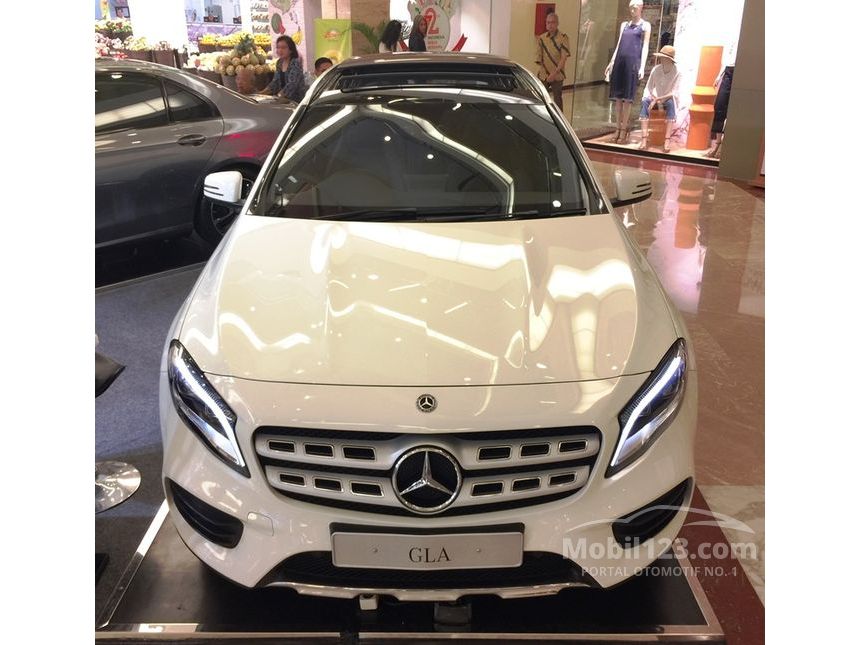 Jual Mobil Mercedes-Benz GLA200 2018 AMG 1.6 di DKI Jakarta Automatic ...