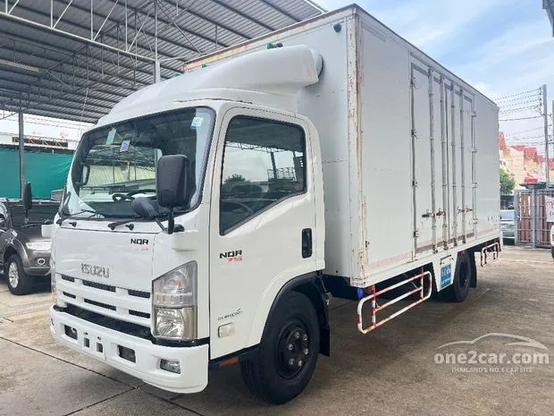 M2K ตลาดรถ กรุงเทพมหานคร กาญจนาภิเษก