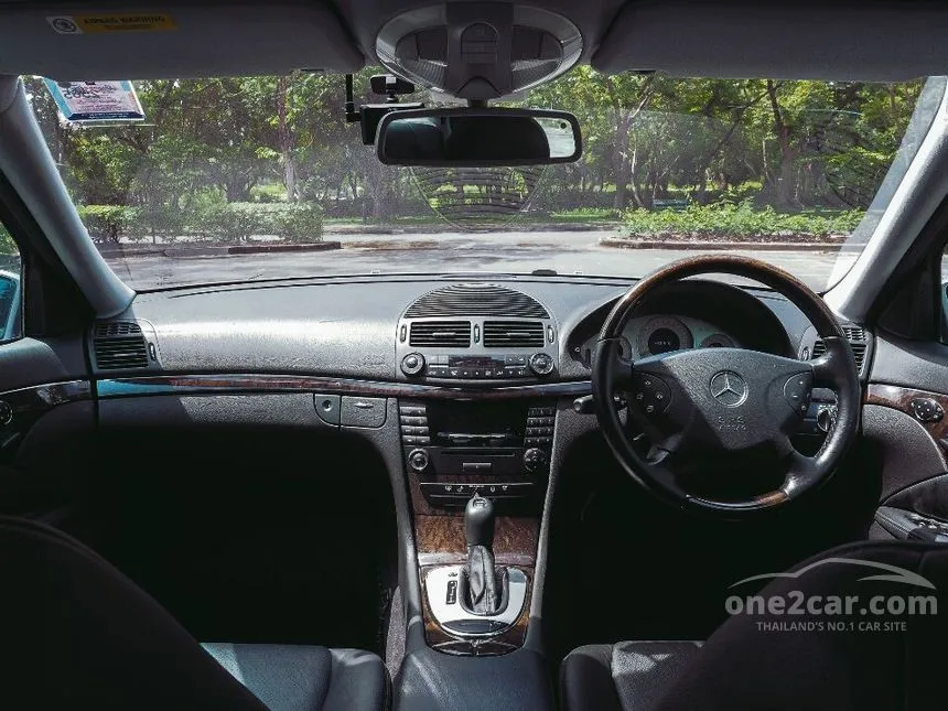 2004 Mercedes-Benz E270 CDI 2.7 W211 (ปี 03-09) Avantgarde Sedan for ...