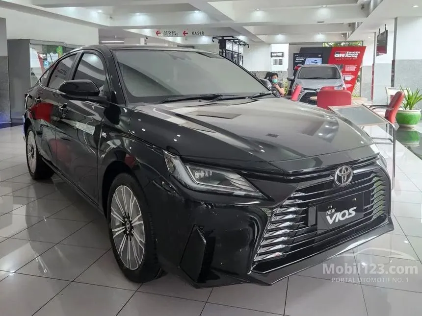 Jual Mobil Toyota Vios 2023 G TSS 1.5 di Banten Automatic Sedan Hitam ...
