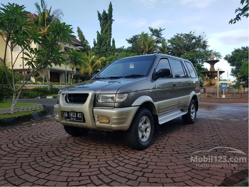 Jual Mobil Isuzu Panther 2001 TOURING 2.5 di Yogyakarta Automatic SUV ...