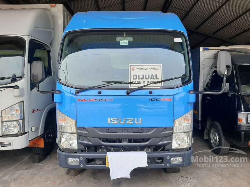 Jual Mobil Isuzu Elf 2021 NLR 55 TLx 2.8 di DKI Jakarta Manual Bus Biru ...