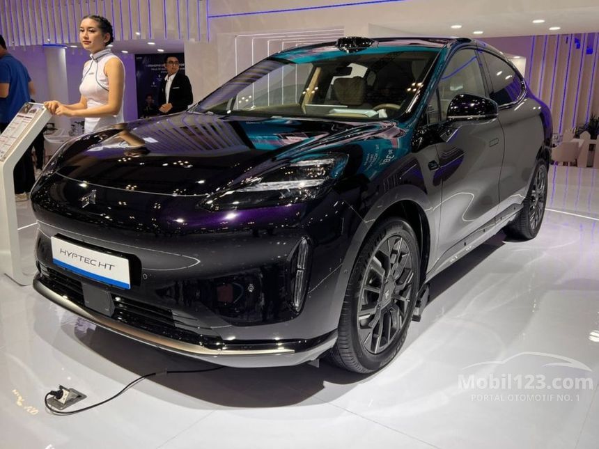 Jual Mobil GAC Hyptec HT 2025 Premium di Jawa Barat Automatic Hatchback ...