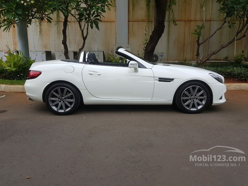 Jual Mobil Mercedes-Benz SLC200 2017 R172 2.0 di DKI Jakarta Automatic ...