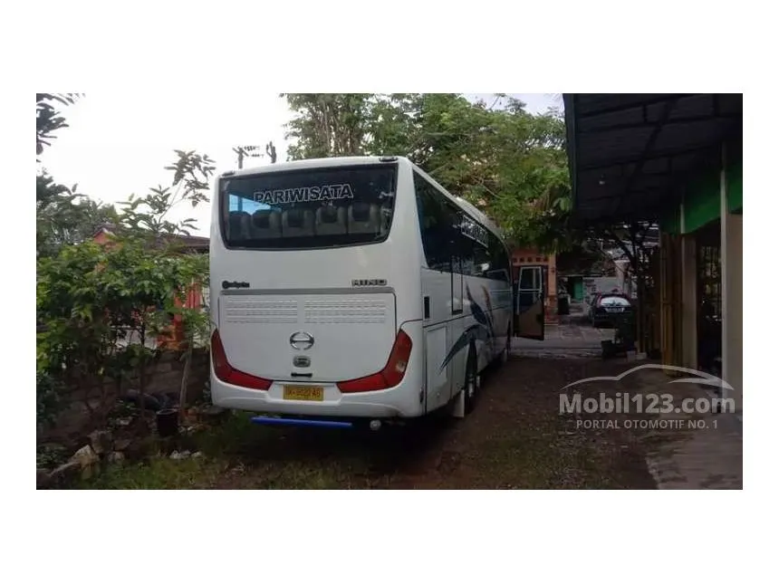 Jual Mobil Hino R260 2008 7.7 Manual 7.7 di Jawa Tengah Manual Full Bus ...