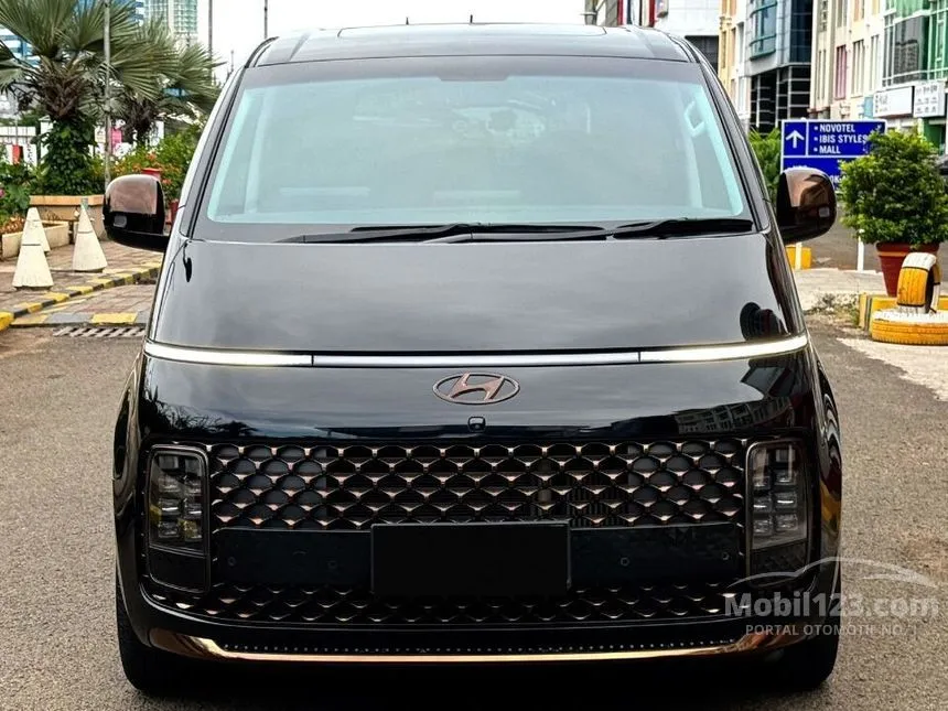 Jual Mobil Hyundai Staria 2021 Signature 7 2.2 di DKI Jakarta Automatic ...