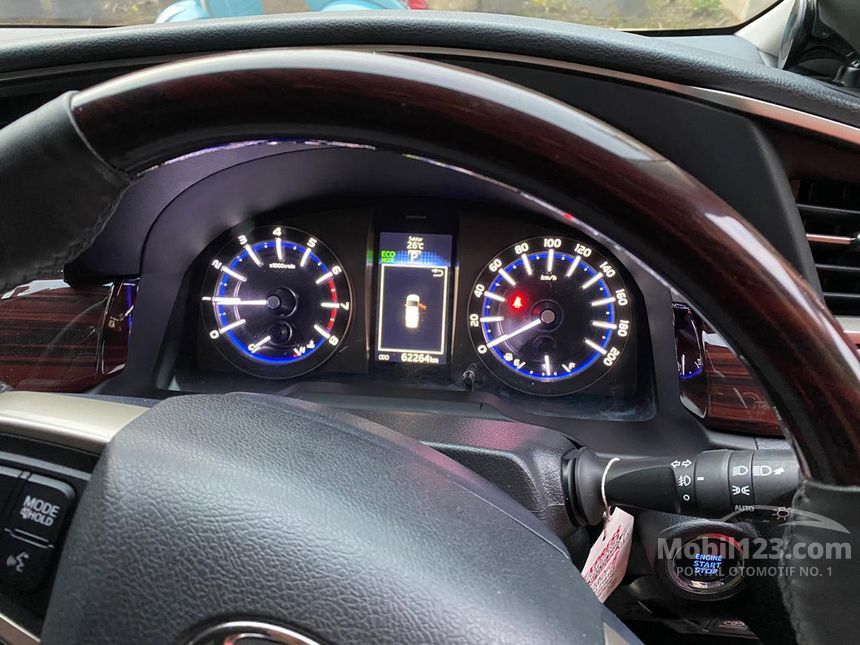 Jual Mobil Toyota Kijang Innova 2016 Q 2.0 di Jawa Timur Automatic MPV ...