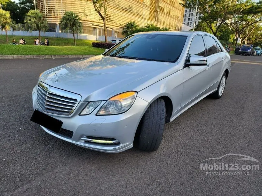 Jual Mobil Mercedes-Benz E300 2012 Elegance 3.0 di Jawa Barat Automatic Sedan Silver Rp 249.500. ...