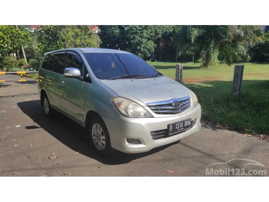 Jual Mobil Toyota Kijang Innova 2009 V 2.0 di Jawa Barat Automatic MPV ...