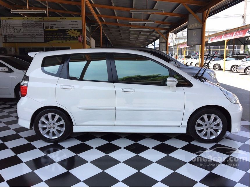 Honda Jazz 2007 SV VTEC 1.5 in ภาคตะวันออก Automatic Hatchback สีขาว ...