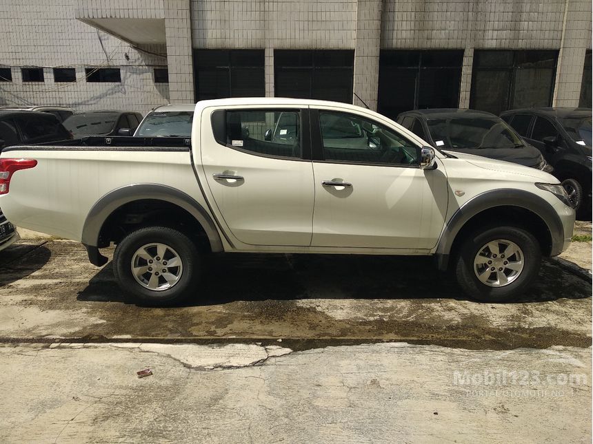 Jual Mobil Mitsubishi Strada Triton 2017 2.5 di DKI Jakarta Manual ...