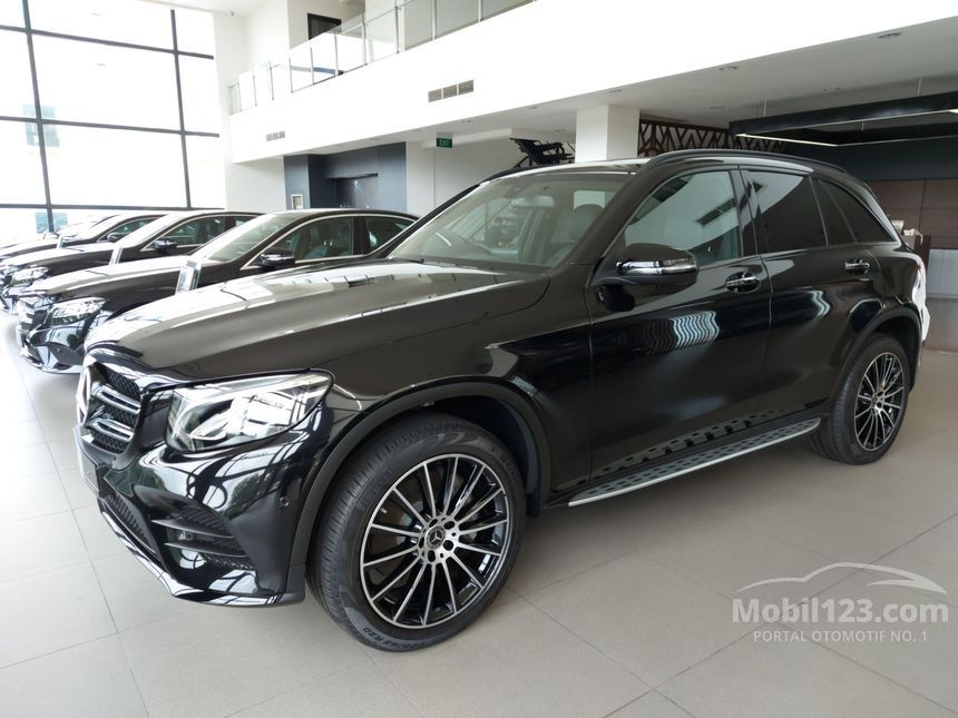 Jual Mobil Mercedes-Benz GLC200 2019 AMG Night Edition 2.0 di DKI ...