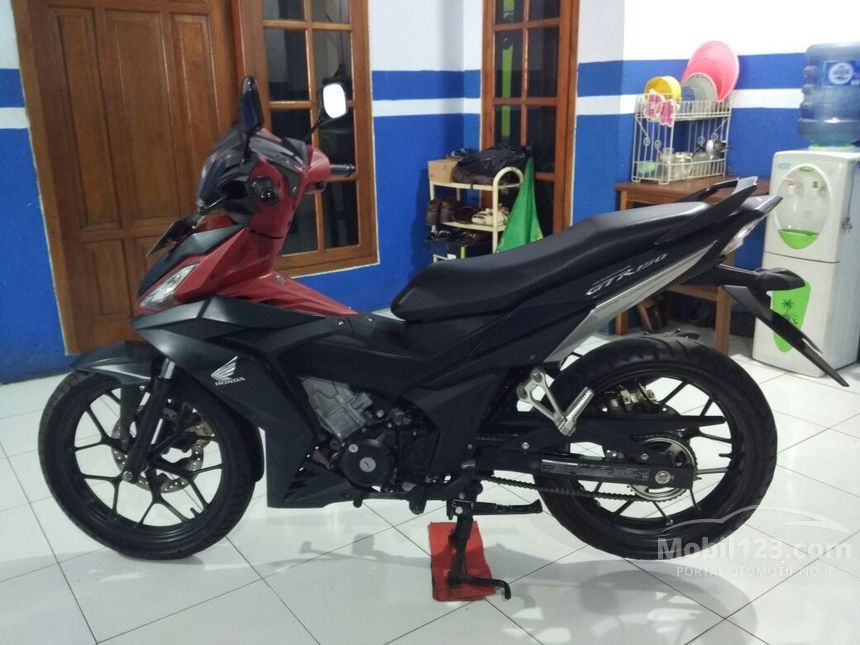 Jual Motor Honda Supra 2016 GTR 0.2 di Jawa Timur Manual Others Hitam ...