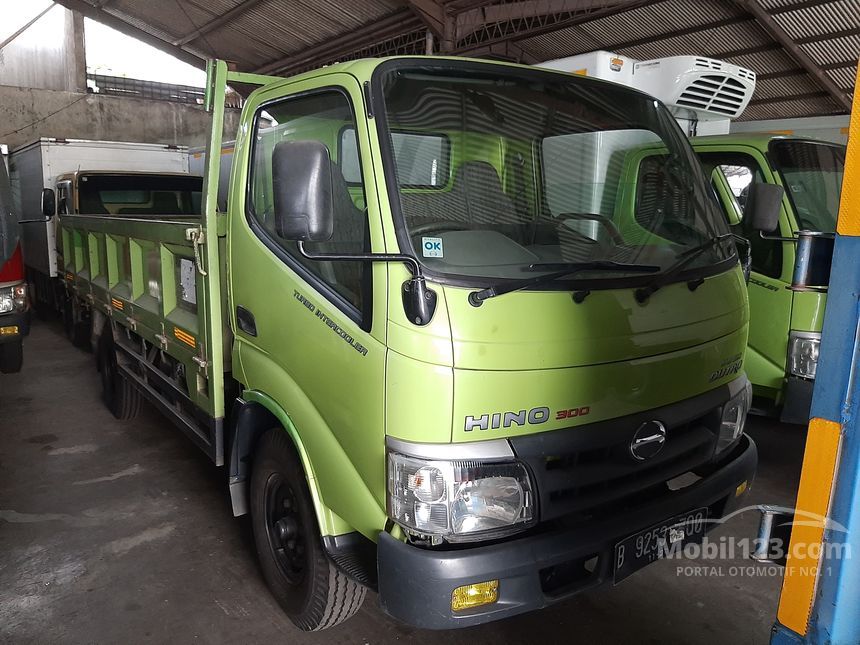 Jual Mobil Hino Dutro 2015 300 Series 4.0 di DKI Jakarta Manual Trucks ...