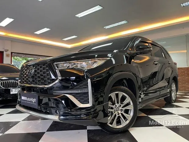 Jual Toyota Kijang Innova Zenix Q HV TSS Modellista Bekas di Autofun_id ...