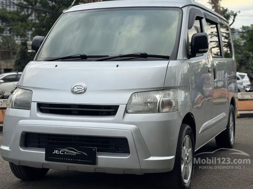 Jual Mobil Daihatsu Gran Max 2014 Mini Bus D PS 1.5 di DKI Jakarta Manual Van Silver Rp 90.000. ...