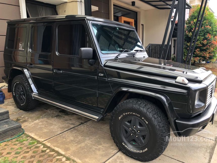 Jual Mobil Mercedes-Benz G300 1996 W463 3.0 3.0 di Banten Automatic SUV ...