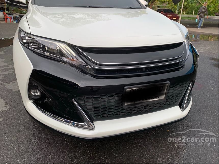 Toyota Harrier 2015 (ปี 14-17) Elegance GS 2.0 เกียร์อัตโนมัติ สีขาว ...