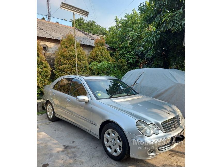 Jual Mobil Mercedes-Benz C240 2005 Elegance 2.6 di Jawa Barat Automatic ...