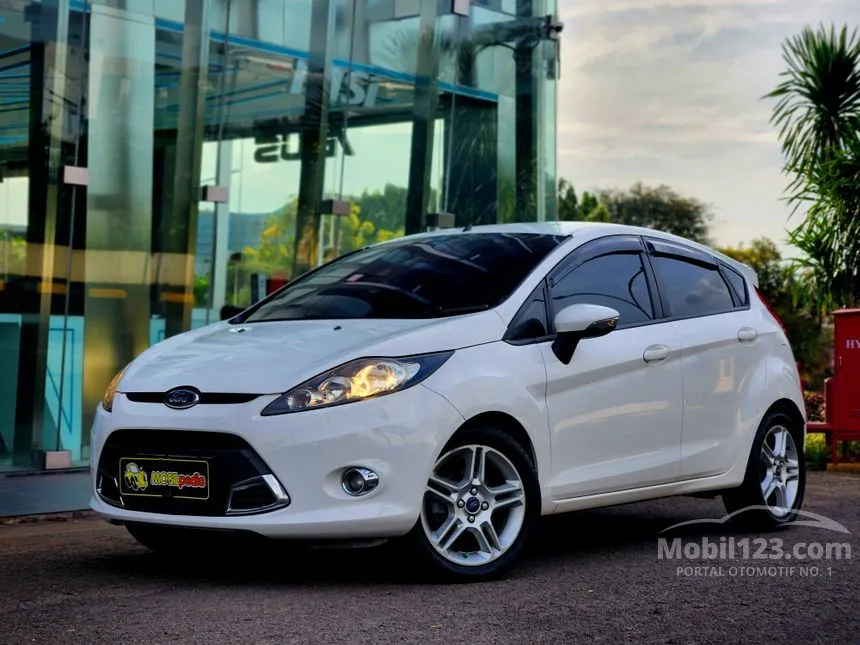 Jual Mobil Ford Fiesta 2012 Sport 1.6 di DKI Jakarta Automatic ...