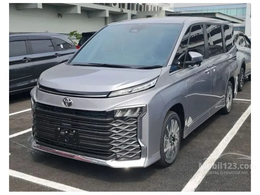 Jual Mobil Toyota Voxy 2022 2.0 di DKI Jakarta Automatic Van Wagon ...