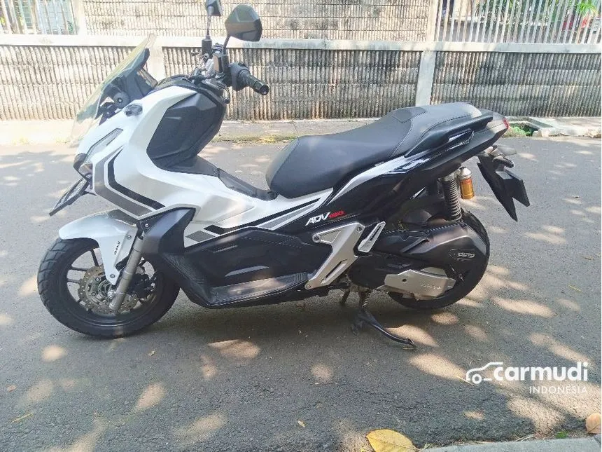 Jual Motor Honda ADV 2019 0.2 di DKI Jakarta Automatic Others Putih Rp ...