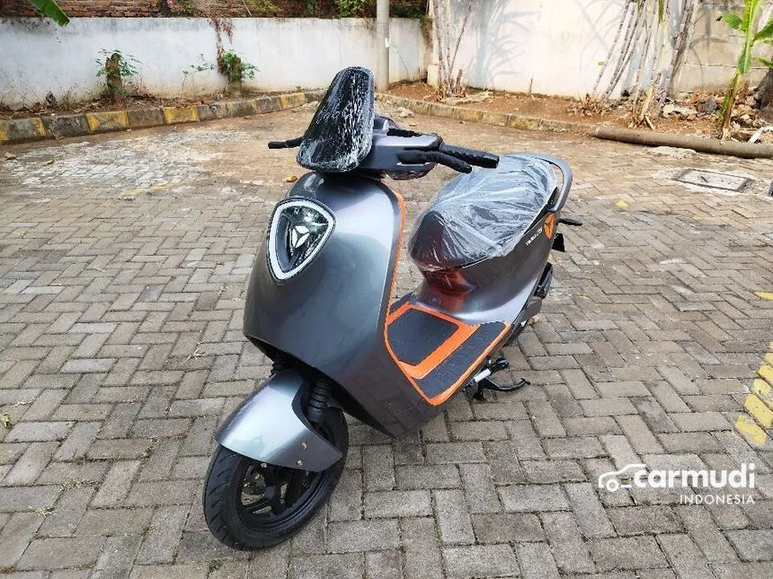 Jual Motor Yadea G6 2023 di DKI Jakarta Automatic Others Abu-abu Rp 20. ...