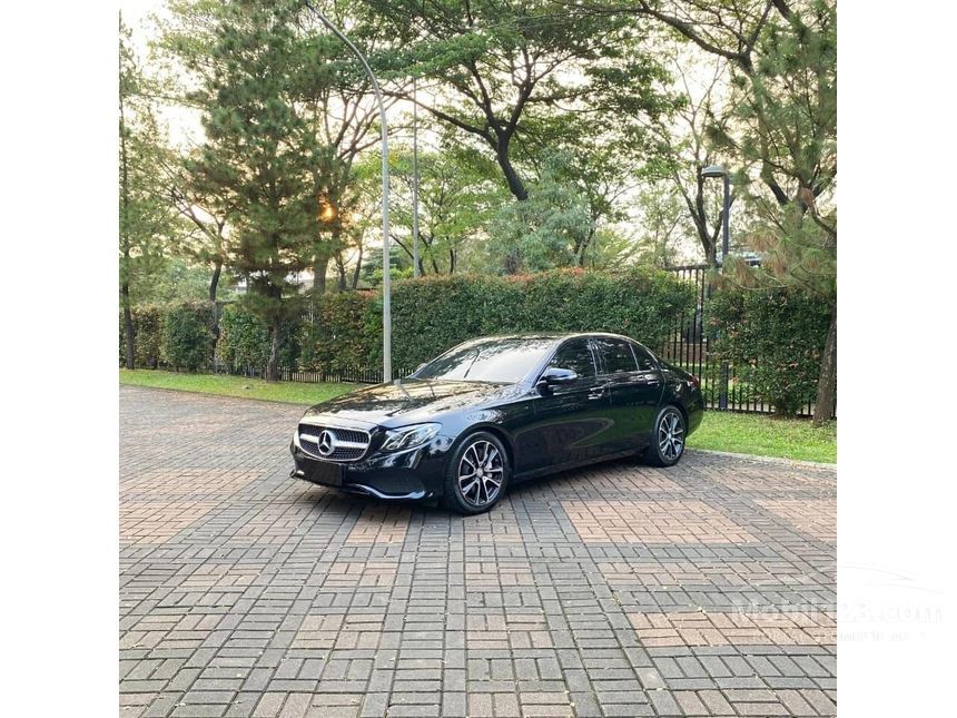 Jual Mobil Mercedes-Benz E300 2017 Avantgarde 2.0 di DKI Jakarta Automatic Sedan Hitam Rp 599. ...