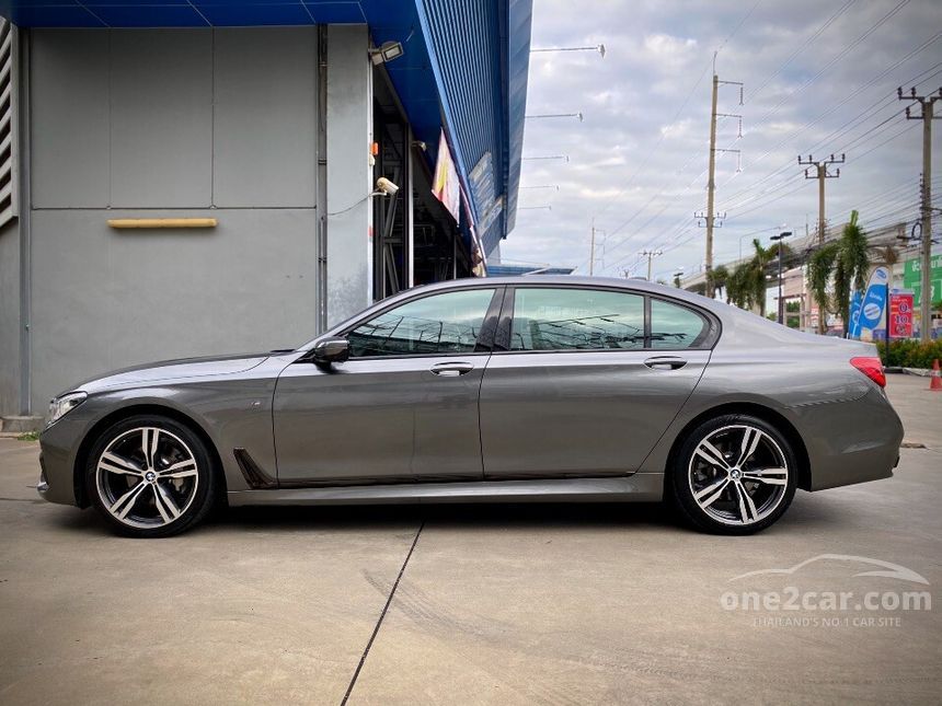 BMW 730Ld 2017 G12 (ปี 16-20) M Sport 3.0 เกียร์อัตโนมัติ สีเทา ...