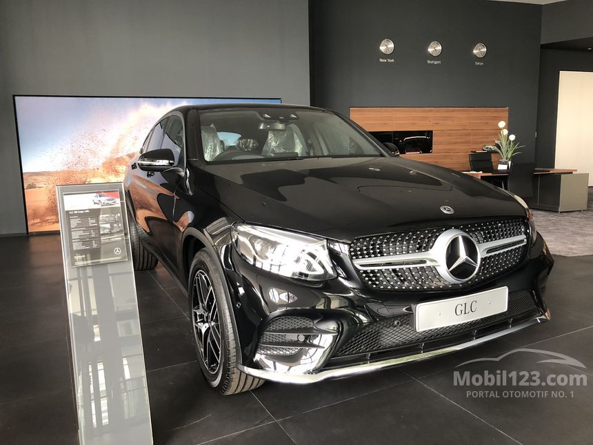 Jual Mobil Mercedes-Benz GLC300 2019 AMG 4MATIC 2.0 di DKI Jakarta ...