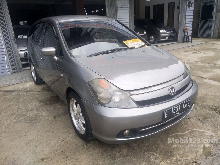 Jual Mobil Honda Stream 2004 1.7 1.7 di Jawa Barat Automatic MPV Abu-abu Rp 85.000.000 - 5683389 ...