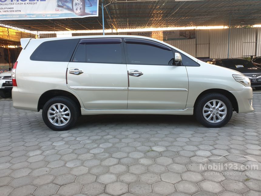 Jual Mobil Toyota Kijang Innova 2011 V 2.5 di Jawa Tengah Automatic MPV ...