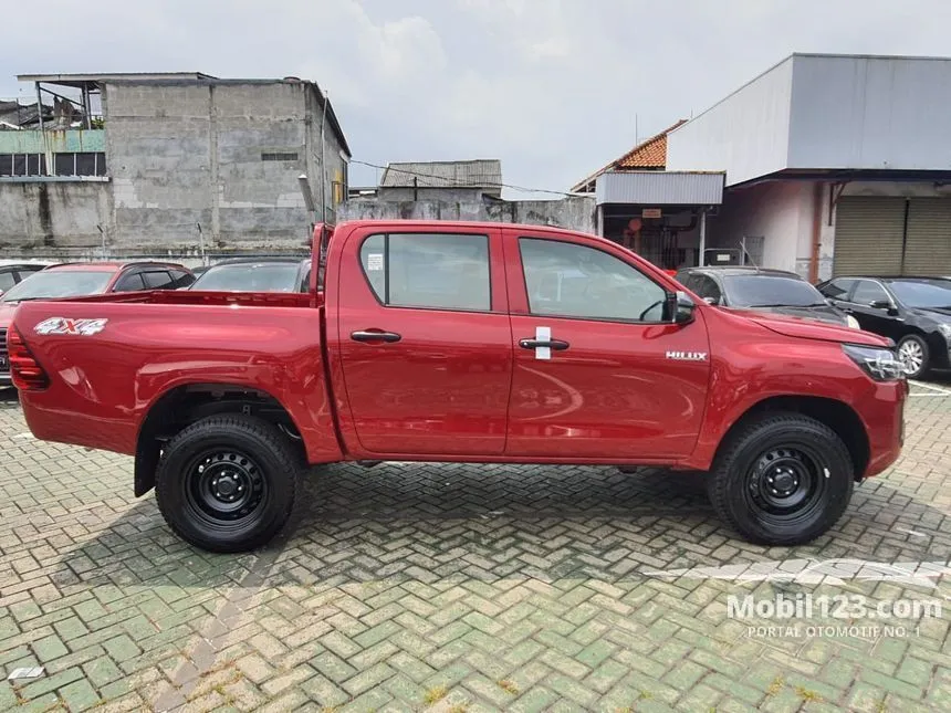 Jual Mobil Toyota Hilux 2021 E 2.4 di DKI Jakarta Manual Pick-up Merah ...