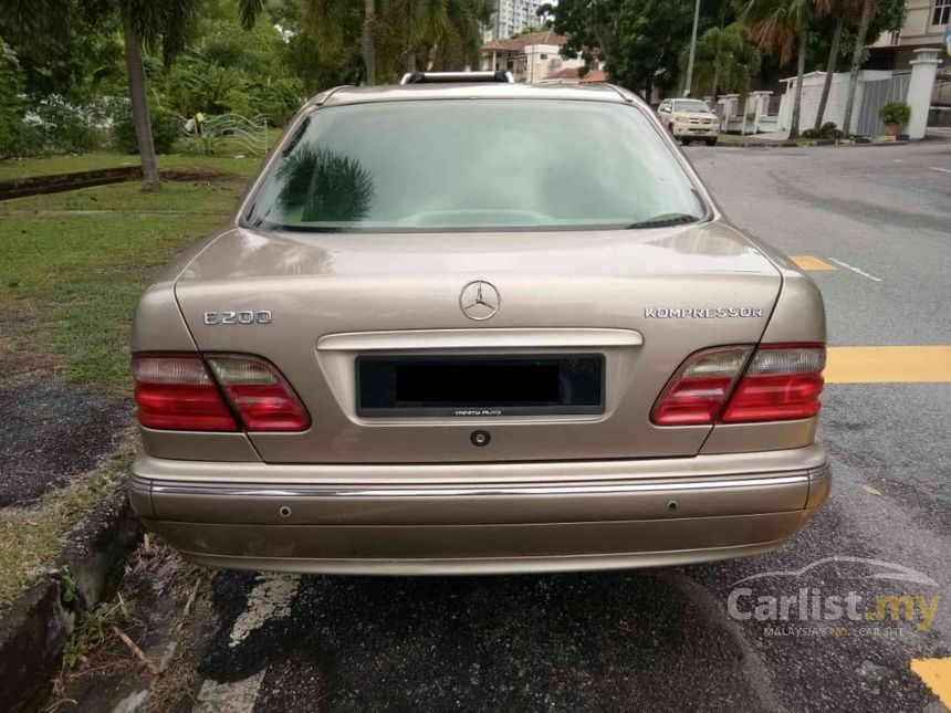 Mercedes-Benz E200K 2000 2.0 in Johor Automatic Sedan Others for RM ...