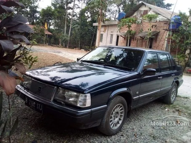 Volvo Bekas di Indonesia Harga Murah, Kredit Mudah! | Mobil123